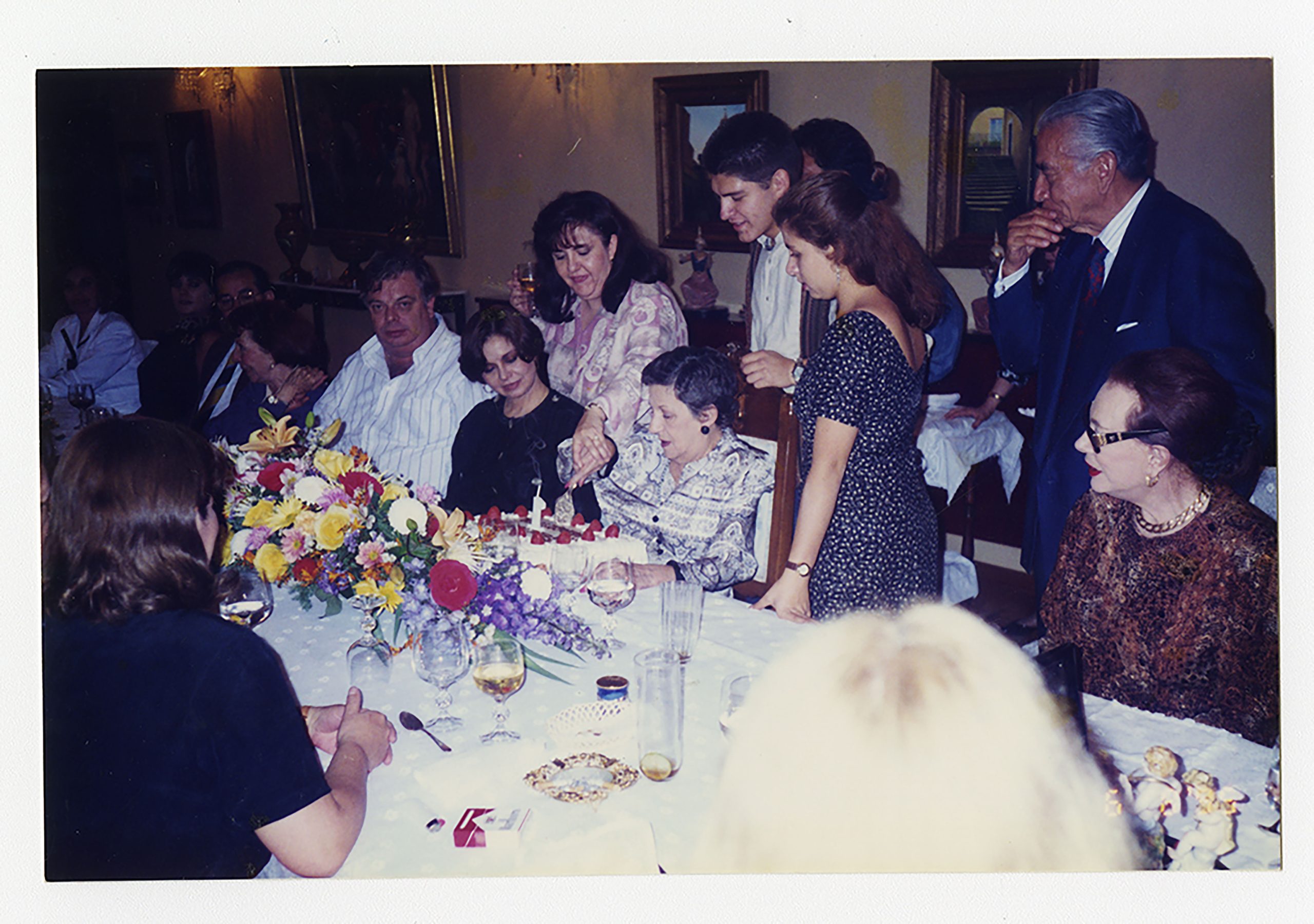 Margarita Michelena y Andrea Cataño, durante su cumpleaños 75 ...